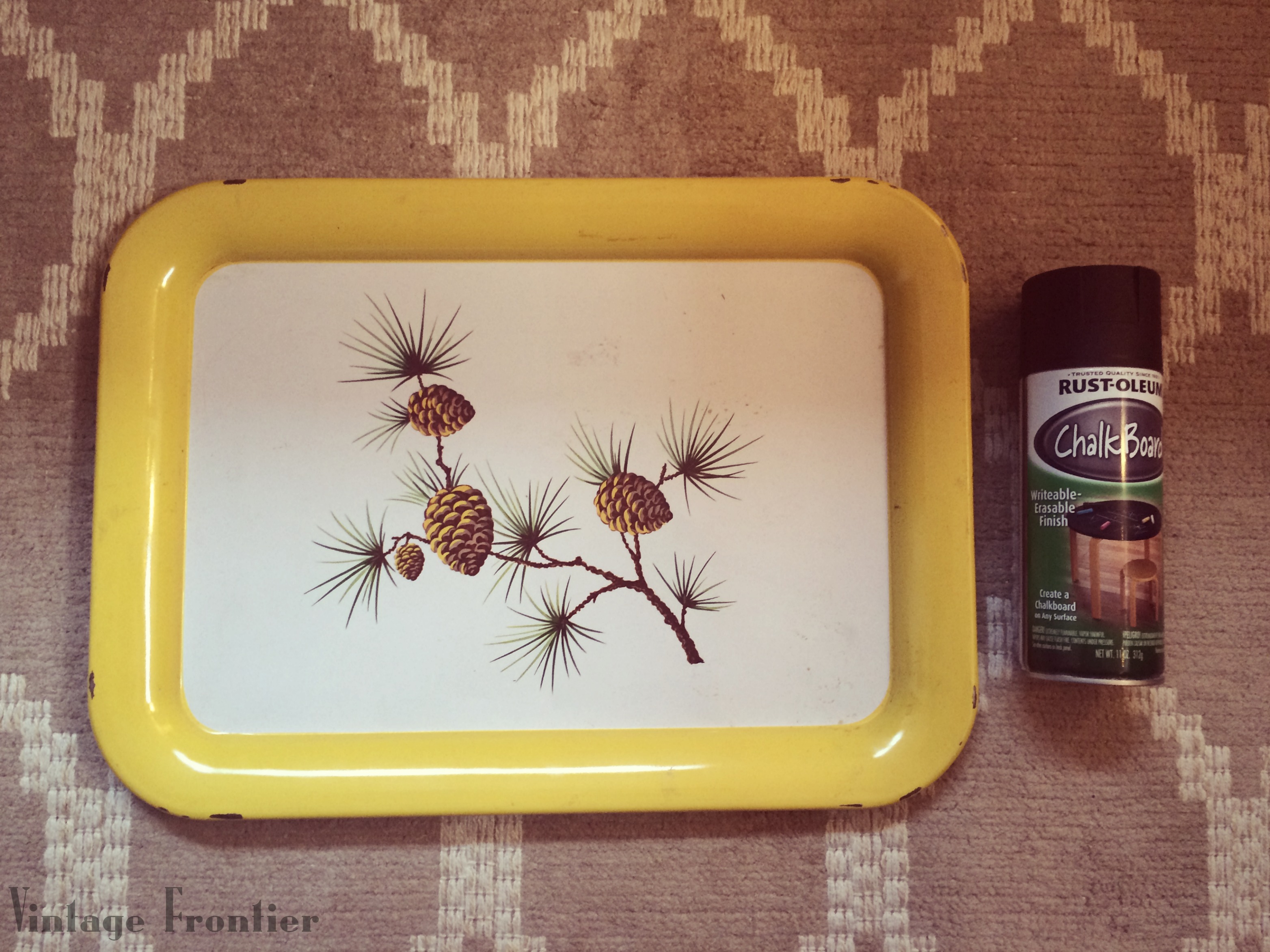DIY Chalk Tray | VINTAGE FRONTIER