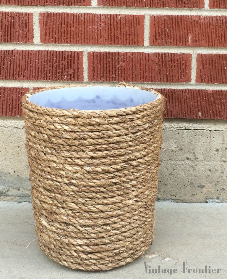 Five Minute Friday: Trash Can Makeover. | VINTAGE FRONTIER